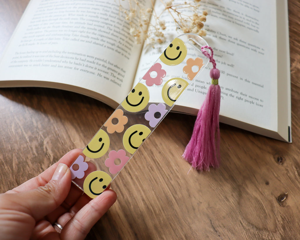 Retro Smiley Bookmark with Tassel – Bella’s Bead Supply